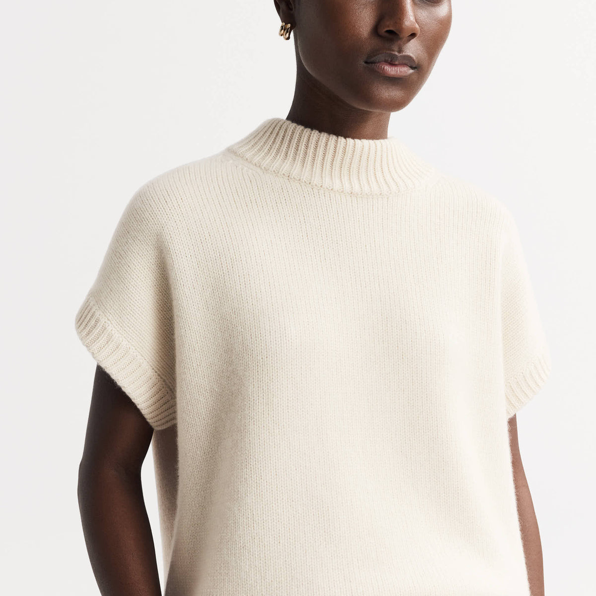 Round Neck Top Feather White – Scandi Select